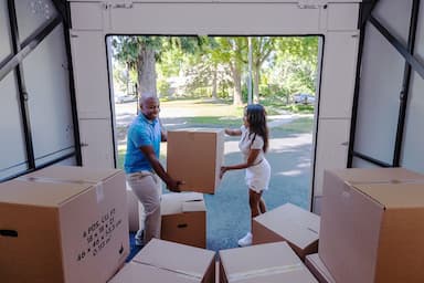 Cubeit – Canada’s Trusted Portable Storage & Moving Containers